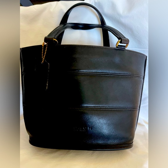 Coach | Bags | Vintage 9s Coach Bucket Bag 9 Long At Base 4 Wide And 8 ...